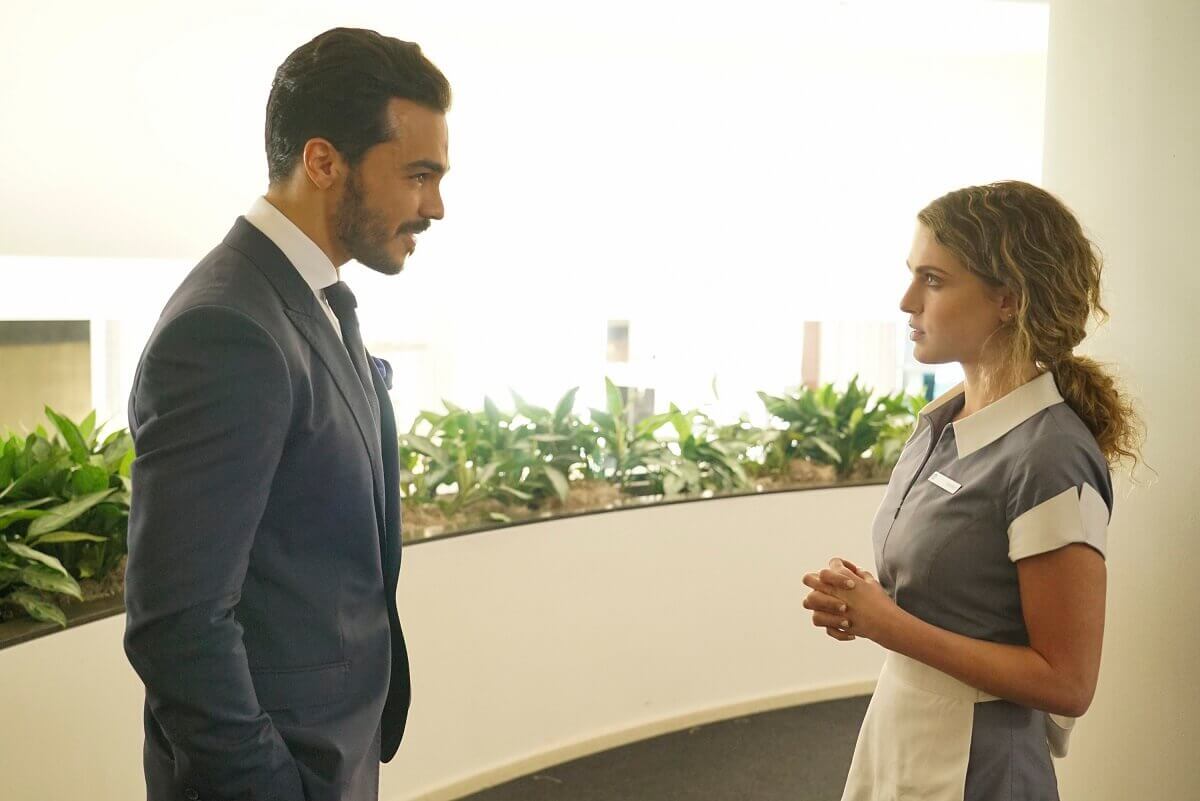 'Grand Hotel' Season 1 Episode 1 Preview: Photos, Plot Details, Cast Info