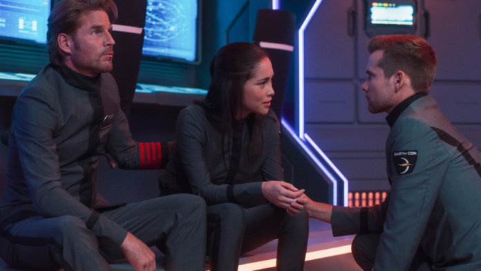 'Pandora' Season 2 Episode 3 Photos: Preview of "Gates of Eden"