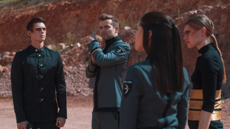 'Pandora' Season 2 Episode 3 Photos: Preview of "Gates of Eden"