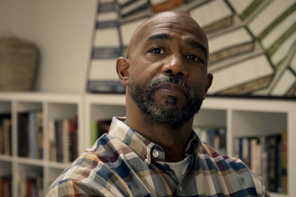 SWAT Season 4 Episode 11 Photos: "Positive Thinking" Plot and Cast
