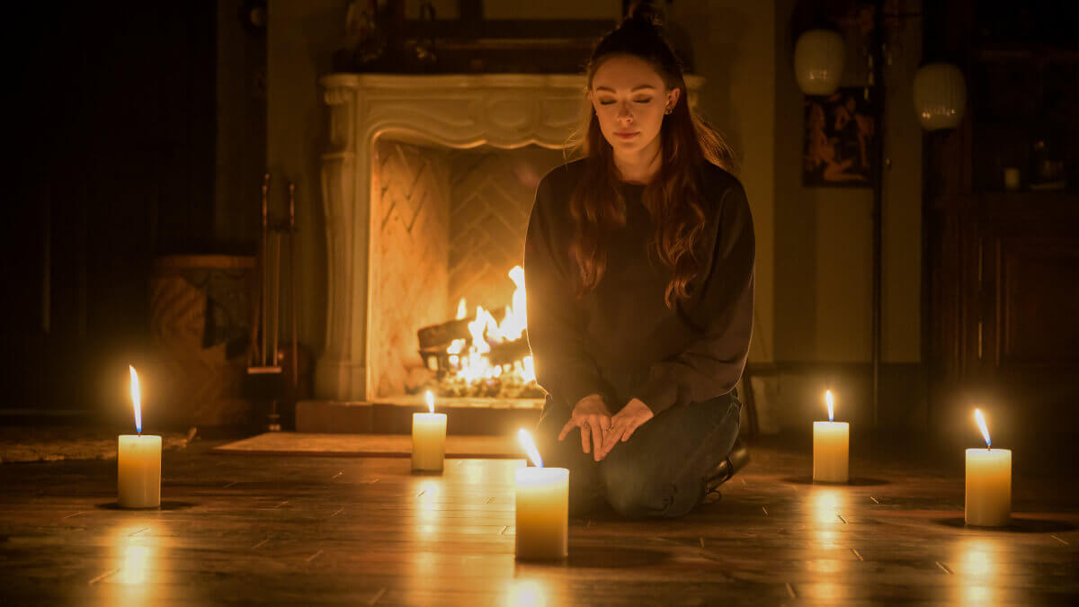 'Legacies' Season 3 Finale Photos: Episode 16 'Fate's A Bitch' Preview