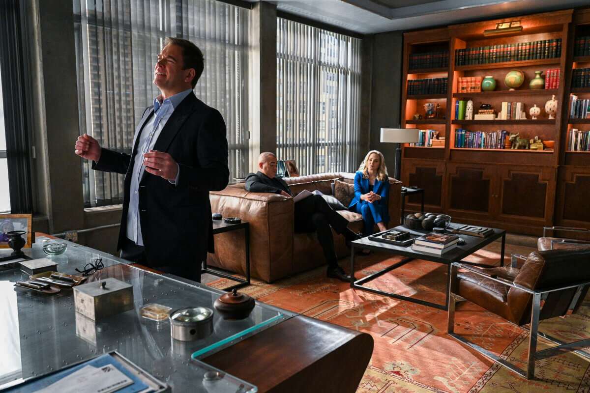 Bull Season 6 Episode 19 Preview: "Opening Up" Photos