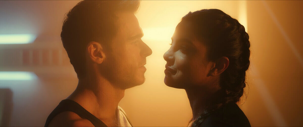 'Citadel' Spy Series: Richard Madden and Priyanka Chopra Photos