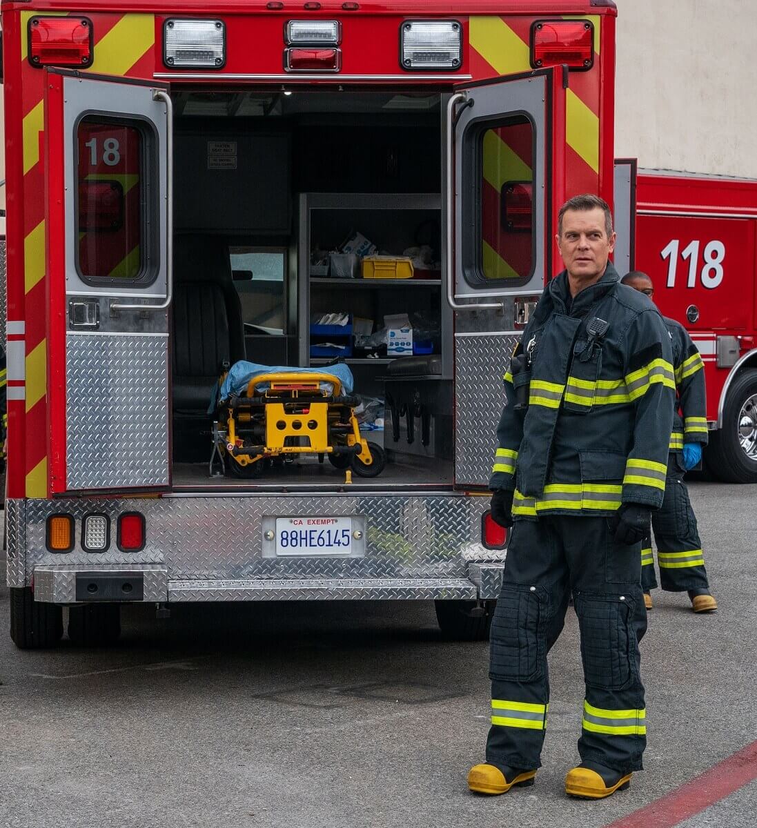 9-1-1 Season 6 Episode 13 Photos, Cast, and Video