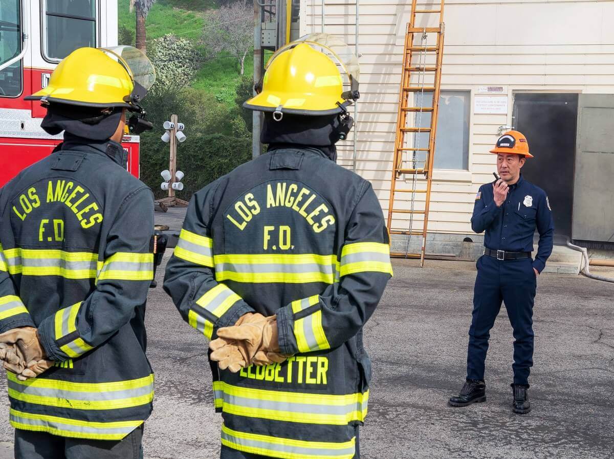 9 1 1 Season 6 Episode 14