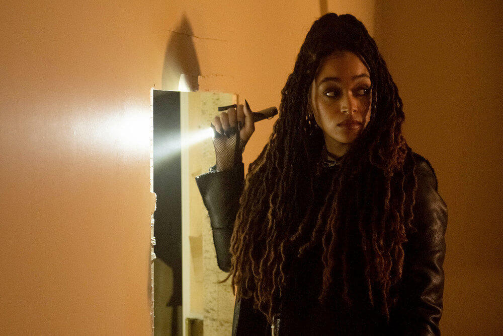 SurrealEstate Season 2 Episode 1 Preview: Photos, Cast, and Plot