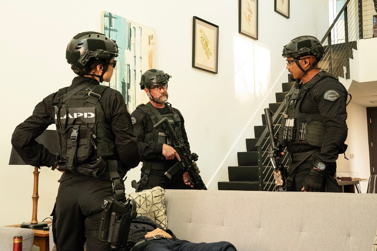 SWAT Season 7 Episode 9 Photos, "Honeytrap" Promo and Cast