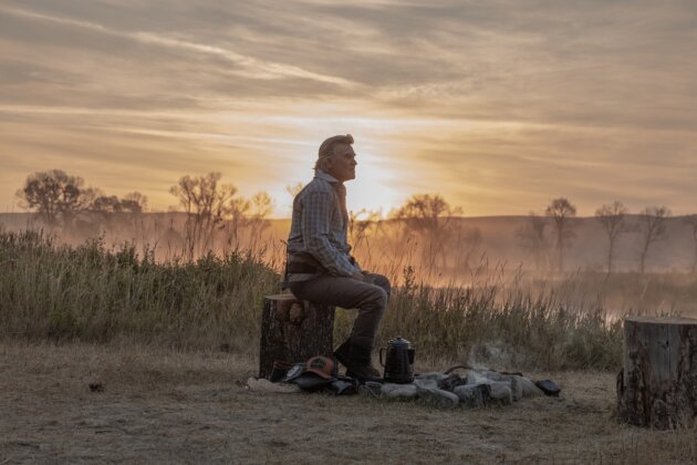 The Madison: First Photos of Michelle Pfeiffer and Kurt Russell